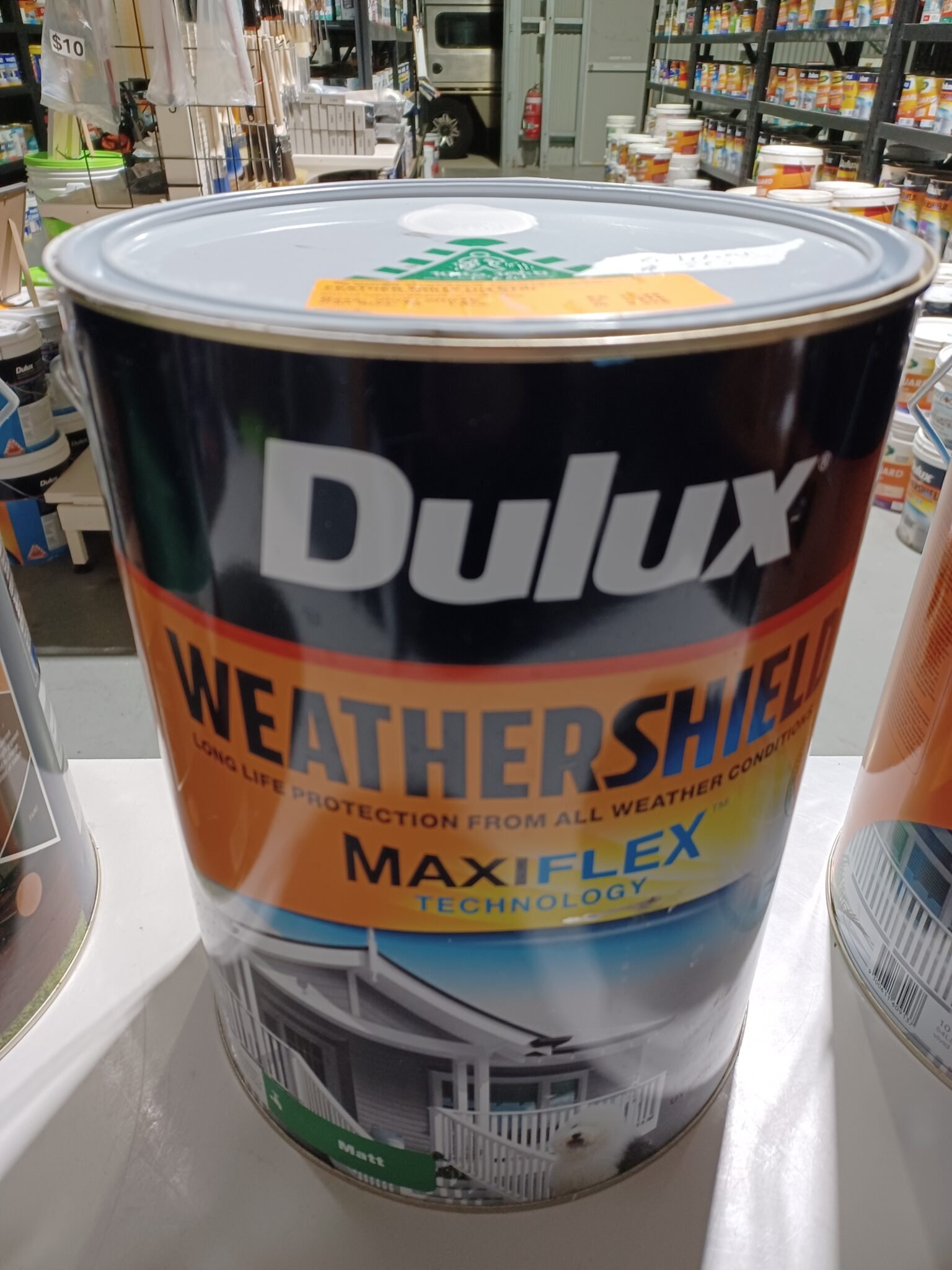 Dulux Weathershield - Feather White Quarter - 6 litres - Darryls ...